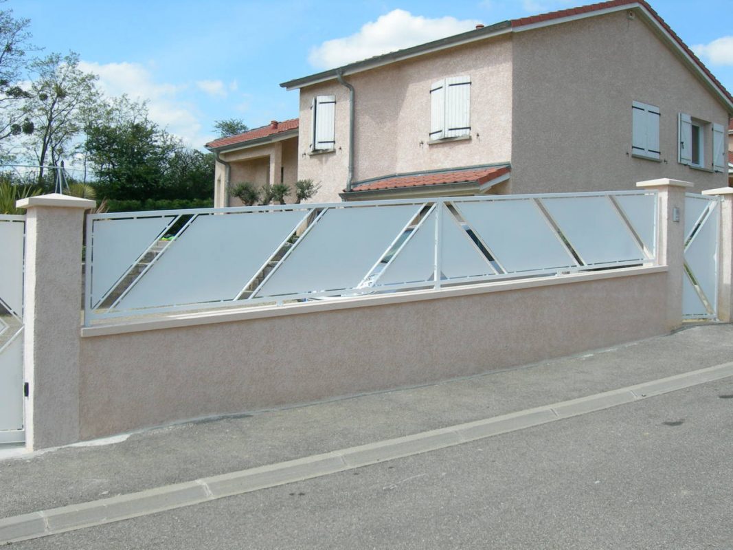 Clôtures Acier à Lyon (69) - Rhone Portail